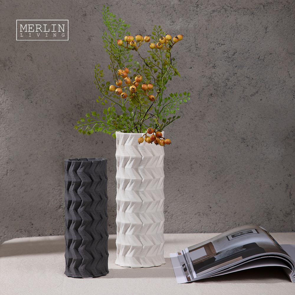 Best Merlin Living 3D Printing Lightning Curve Small Ceramic Vase ...